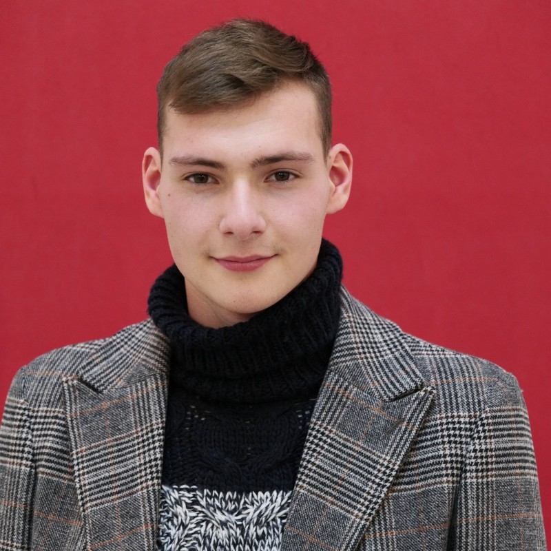 VERTICAL | Fournisseur de monte-charges et monte-plats